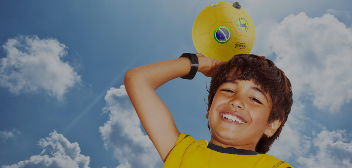 Training Football with Handle – Best Prices – JugglePro